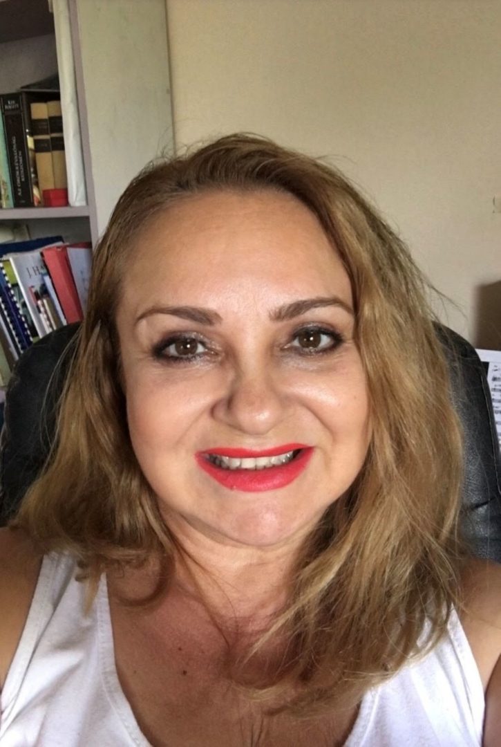 Barna Júlia